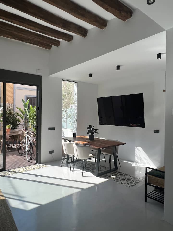 Pied A Terre Penthouse In Center - Barcelona