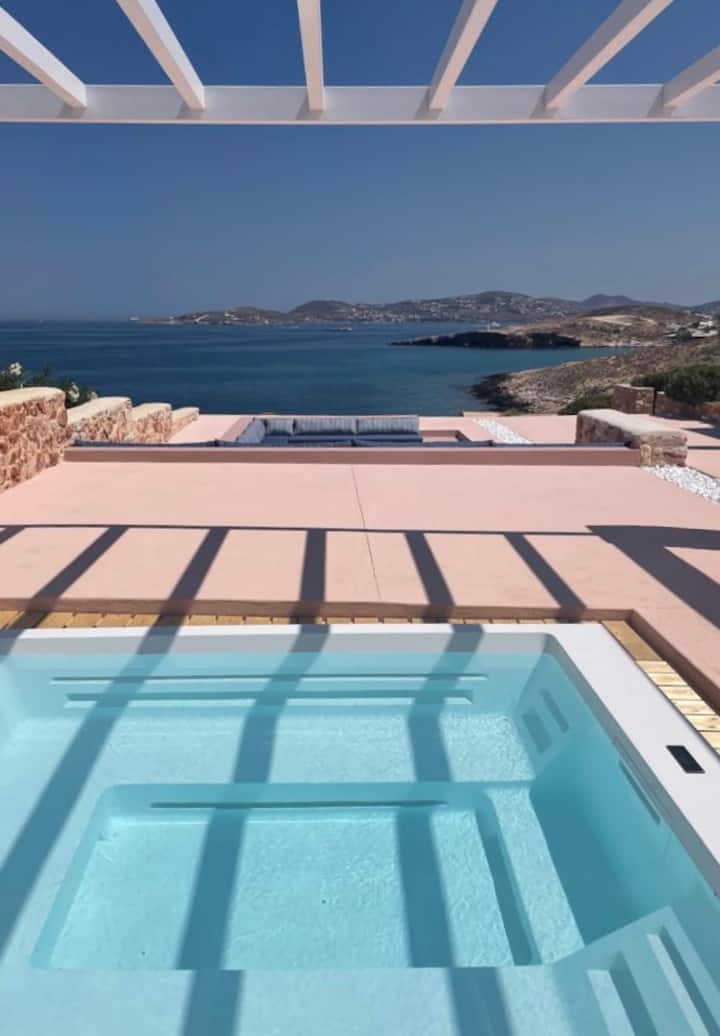 À Paros, Fantastique Villa Les Pieds Dans L’eau - Paros