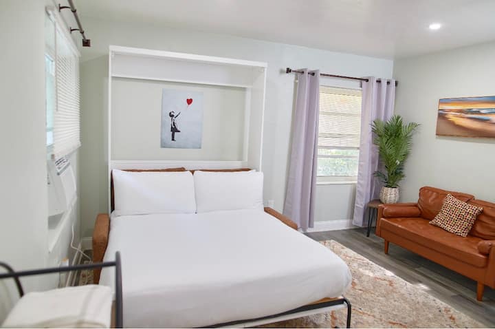 Low Cleaning Fee In The Heart Of Miami - Miami, FL
