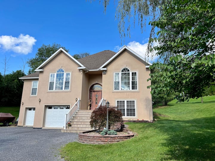 Quiet Getaway Nestled In The Heart Of Psu. - State College, PA