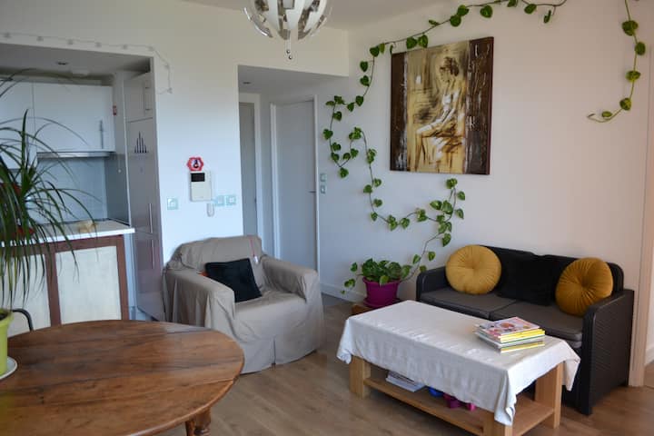 Nid Douillet Perché à 1200 M ! - Lac Vert