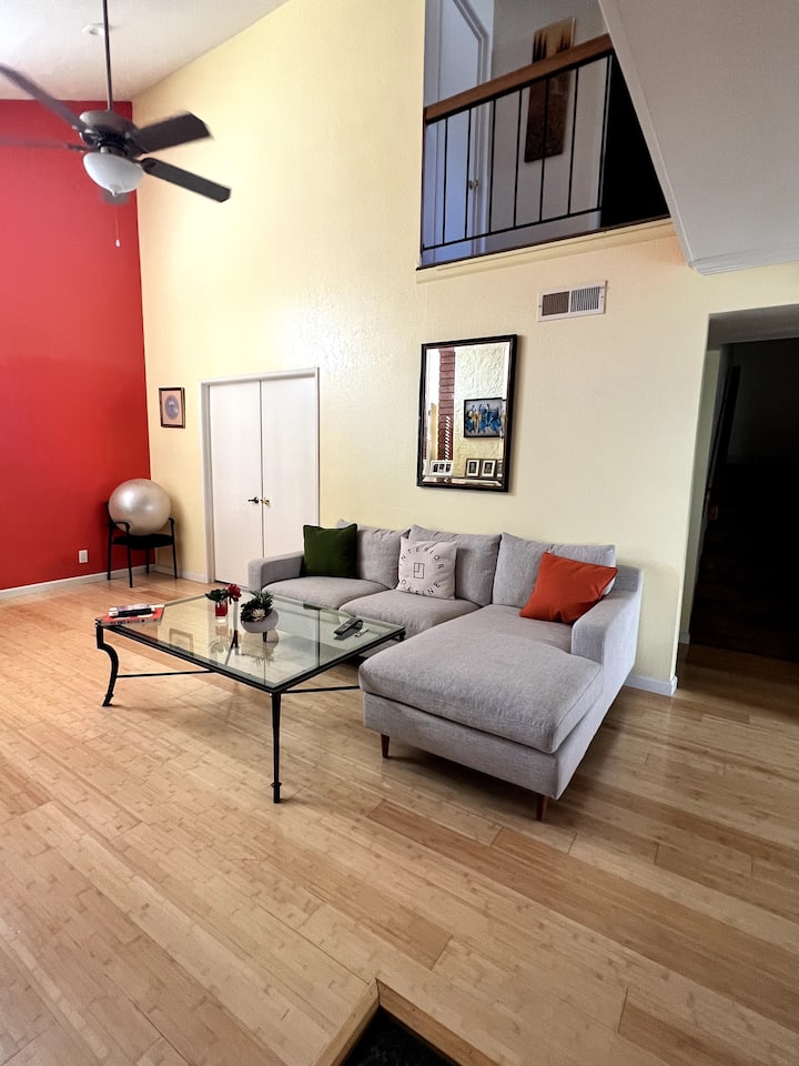 Master Bedroom By 49ers Stadium - Santa Clara, CA
