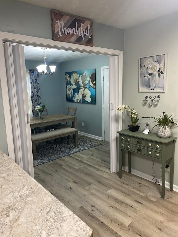 Huge Family Friendly Vacay Home! - Jacksonville, NC