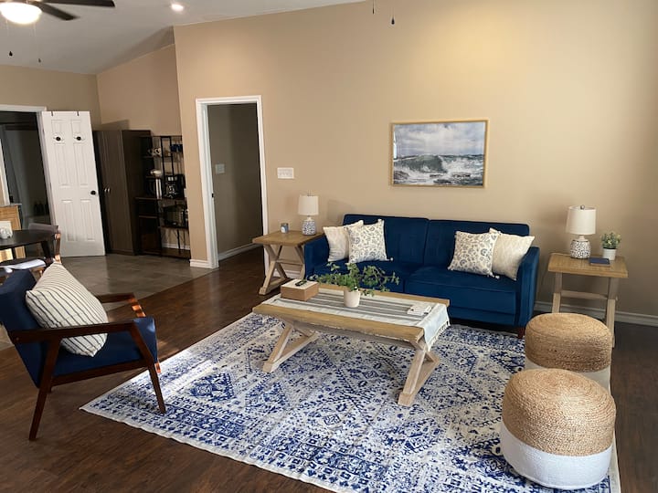 Peaceful Country Getaway - Harlingen, TX