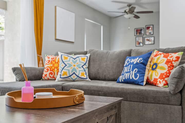 Disneyland + La Main Attractions - Rowland Heights, CA