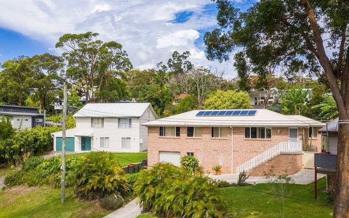 Summer House In Smiths Lake - Myall Lake, New South Wales