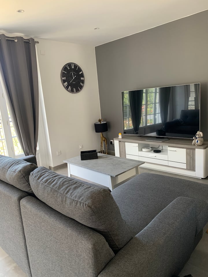 Chambre Neuve à Louer - Givors