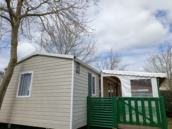 Loue Mobil Home Spacieux 40m2
Totalement ÉQuipé - Talmont-Saint-Hilaire
