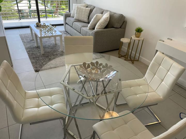 1 Bedroom Condo At Doral - Doral, FL