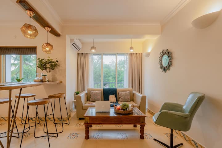 Staymaster Central 1br | Ac | Serviced | Vagator - Goa