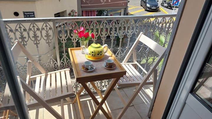 La Terrasse Du 24 Août - 昂蒂布