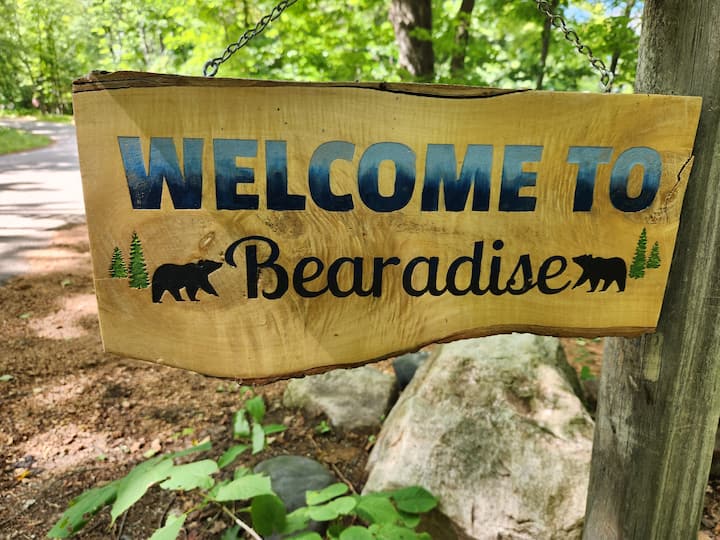 Welcome To Bearadise - Echo Lake, Dudley