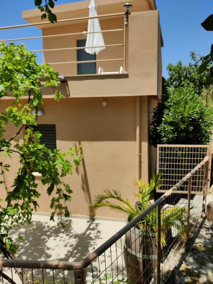 Liakos Home - Sougia