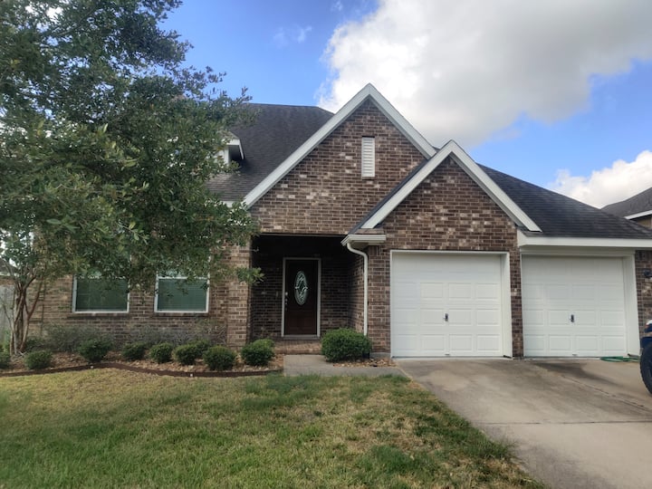 Pearland Getaway - Pearland, TX