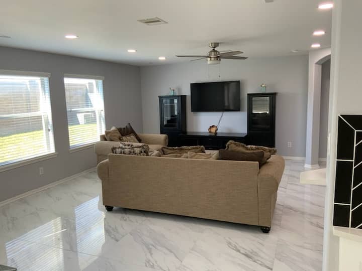 Pearland Getaway - Pearland, TX