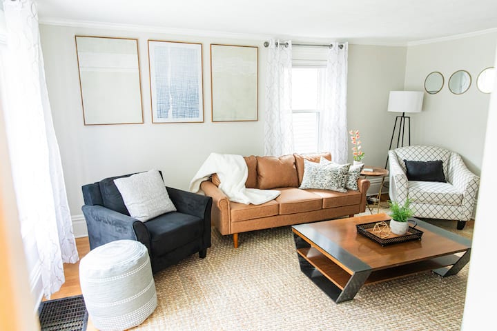 Cozy 4br Walkable South Wedge Retreat| Downtown - Rochester, NY