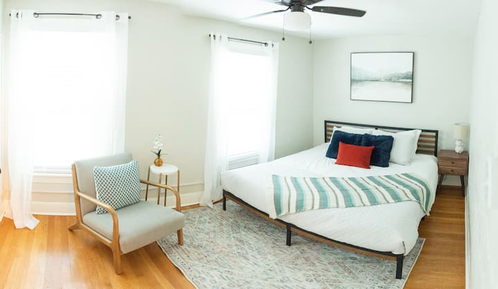 Cozy 4br Walkable South Wedge Retreat| Downtown - Rochester, NY