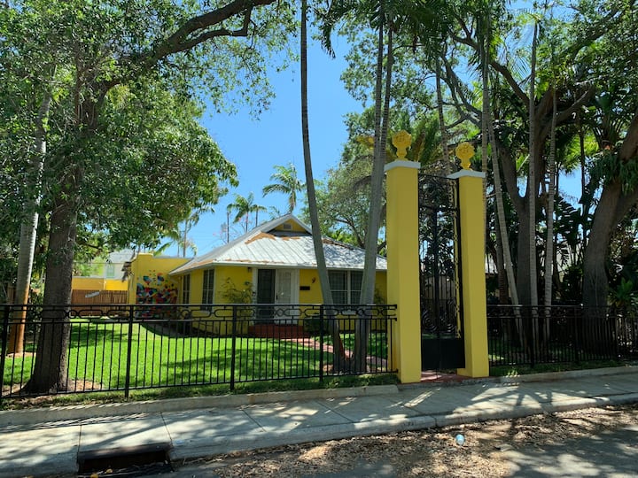 Historic Cottage And Garden With Tech Space - Lake Worth Beach