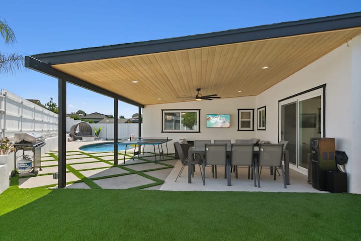 Luxury Retreat ~ Imperial Beach! - San Diego, CA