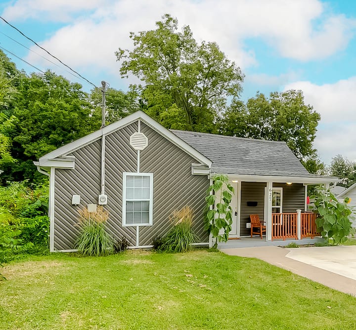 Pet-friendly Bluegrass Retreat W/ Fenced Yard - Georgetown, KY