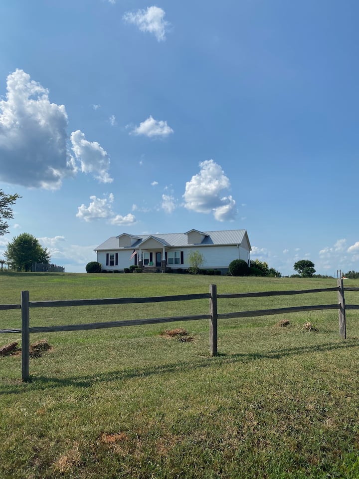 Bowen Farm With Mountain View - Seneca, SC