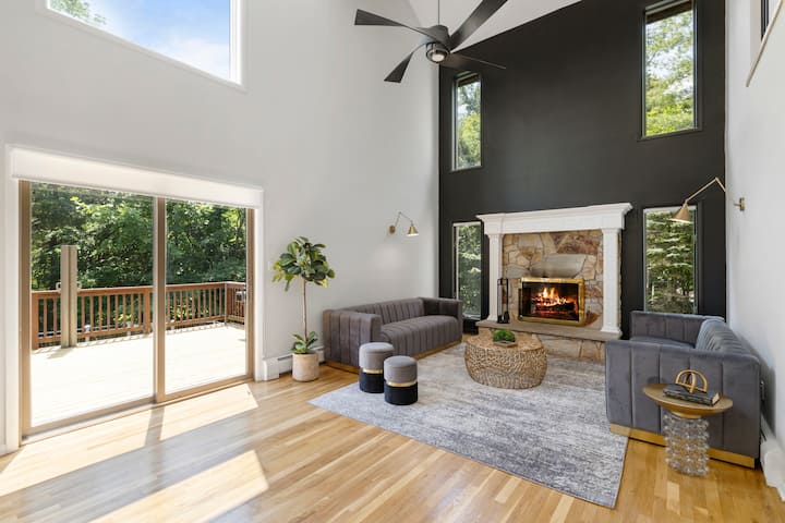 Upper Saddle River Resort W Pool, Hot Tub & Lake - Mahwah, NJ