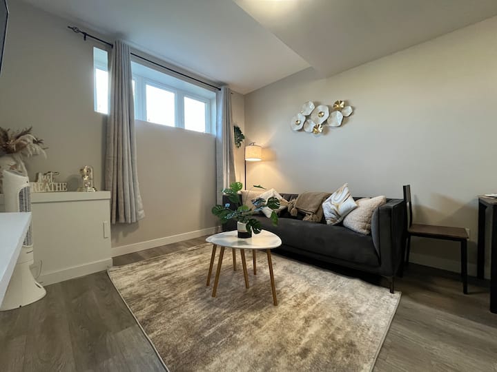 Haven- New Luxury 2br Basement Suite Near Airport - Winnipeg