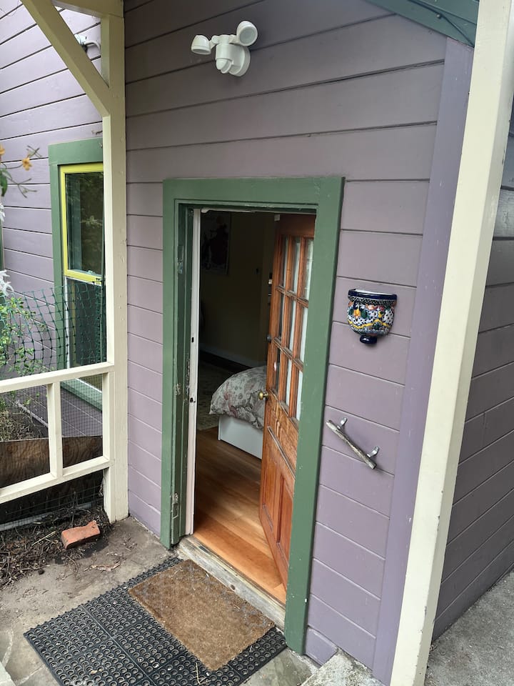 Quiet Cottage On The Lane - アラメダ, CA