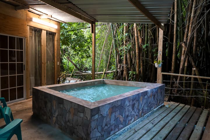 Navarro Getaway Cabin E - Puerto Rico