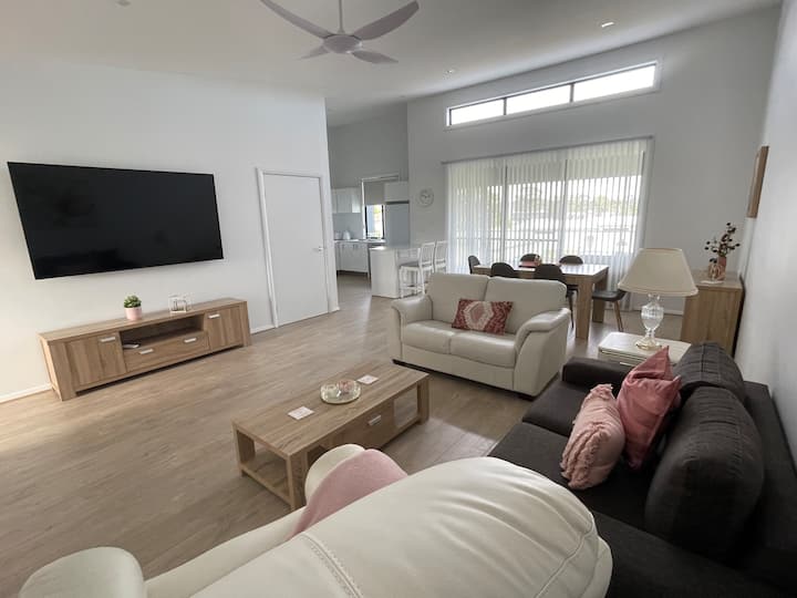 Cedarview Townhouse 4 - Morisset