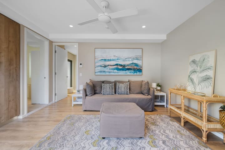 Luxury Beachfront Apt, Steps To Beach - Coogee