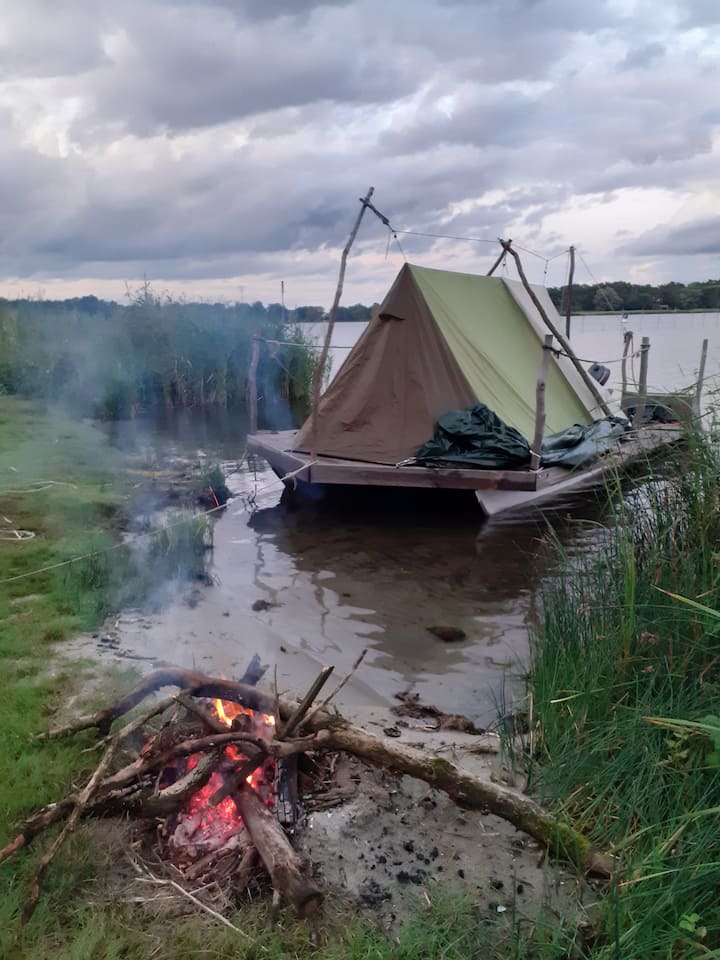 Floß-camping Unter Den Sternen - Brandenburg