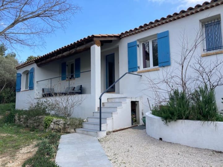 Maison Calme à Ensues La Redonne - Ensuès-la-Redonne