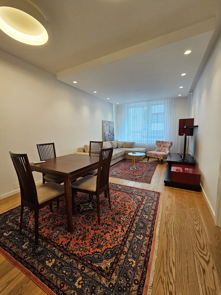 Modern Apartment In The City Center With Parking - Sarajevo