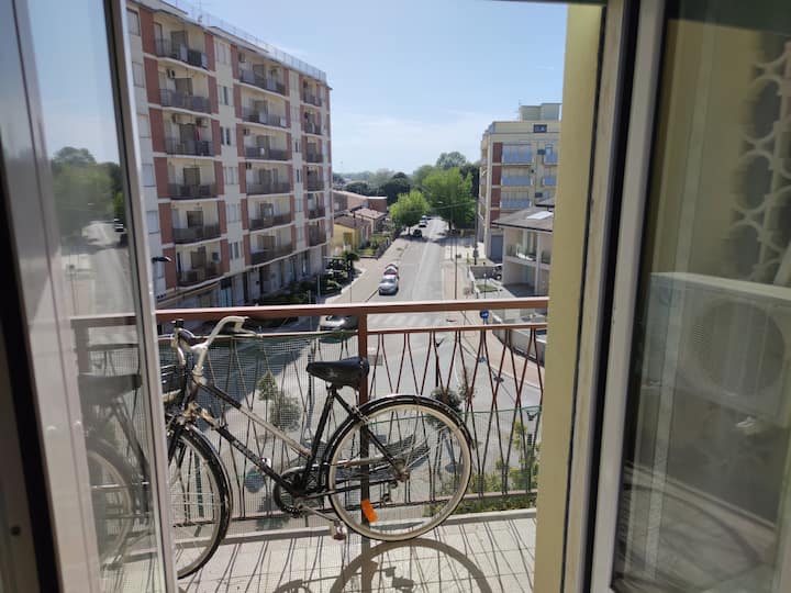 Casa Tre Locali A 20 Mt Dal Mare (20 Mt From Sea) - Comacchio