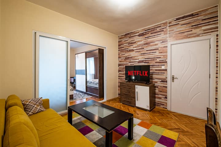 Primorski 2br Apartment With Free Parking - Varna