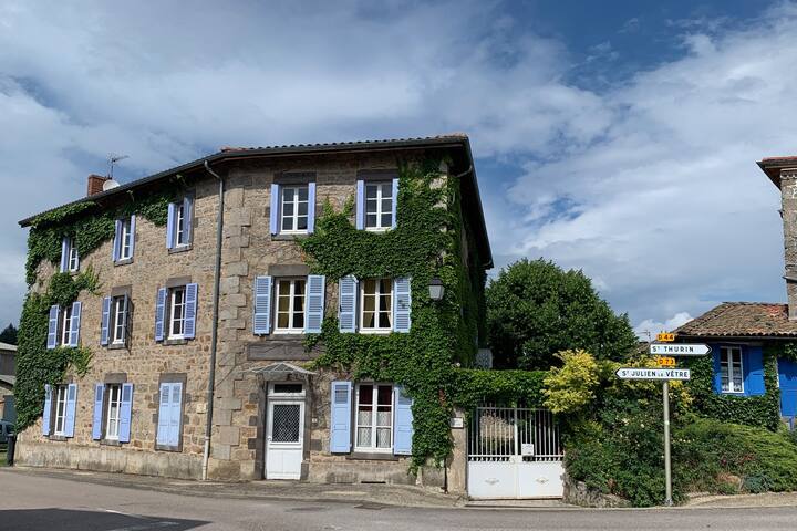 Les Chambres De La Closerie - Chalmazel