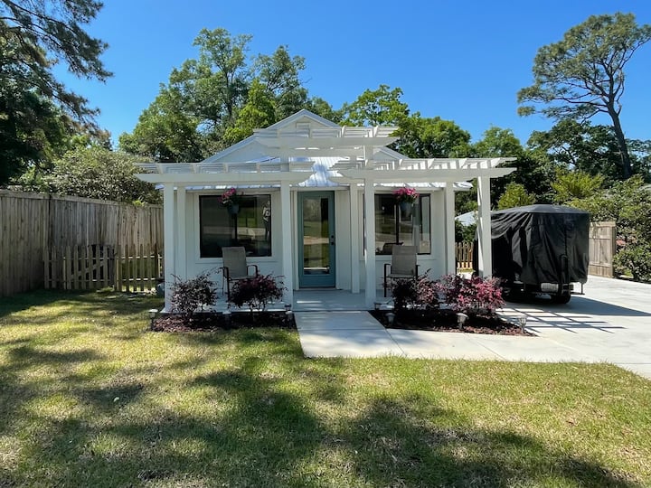 Pop's Country House By The Bay - Fairhope, AL