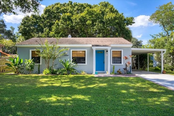 S Tampa Remodeled 3/1 - Tampa