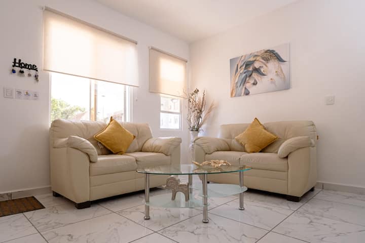 Sunrise Apartment  Comfort, Rest & Pool Access - Cancún