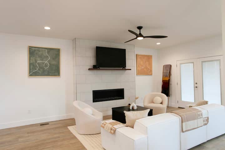 Designer Home 4br |Jetted Tub |10 Min Dt | Family - Chattanooga