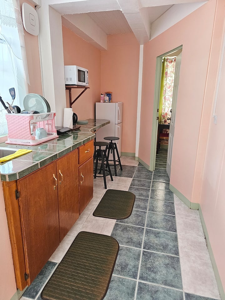 C&m Suites - Dominica