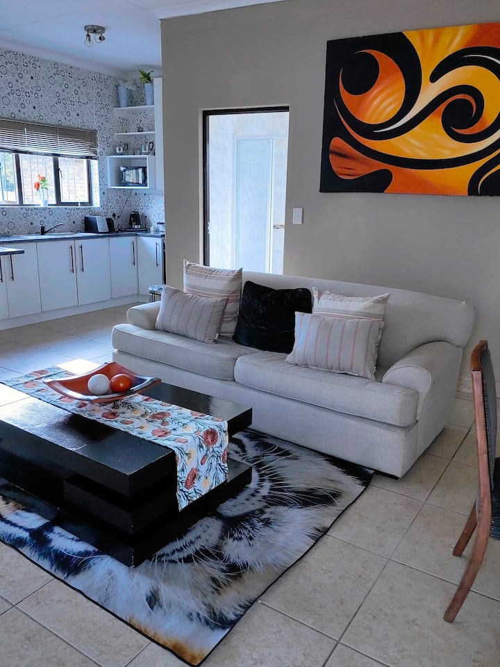 Choosersexpress Luxury Hotel - Centurion