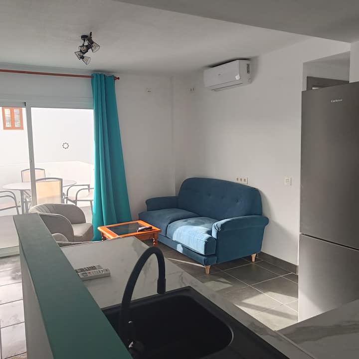 Cozy 2 Bedroom Apartment. - Manilva