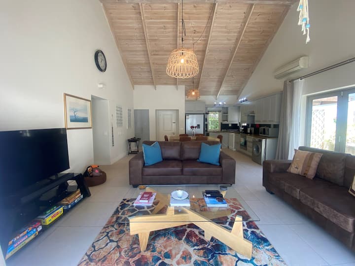 Leopard Tree Cottage - Franschhoek