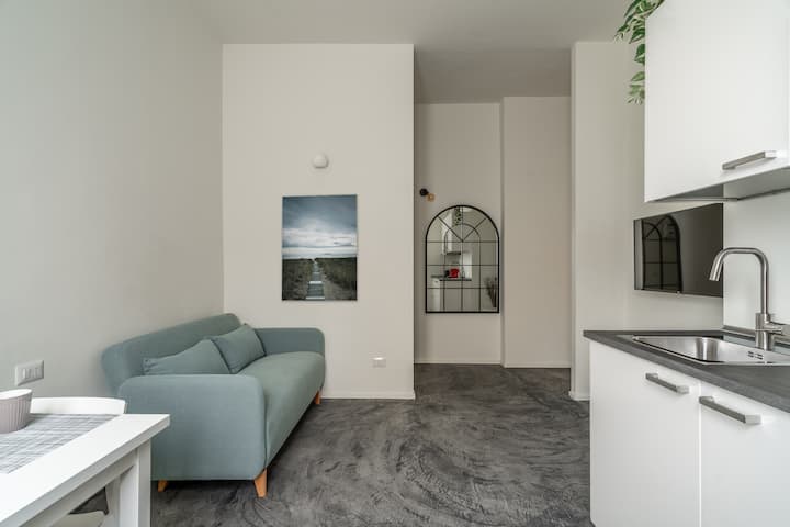 Giorgina's One Bedroom 20 Minuts Walking To Duomo - Lombardy