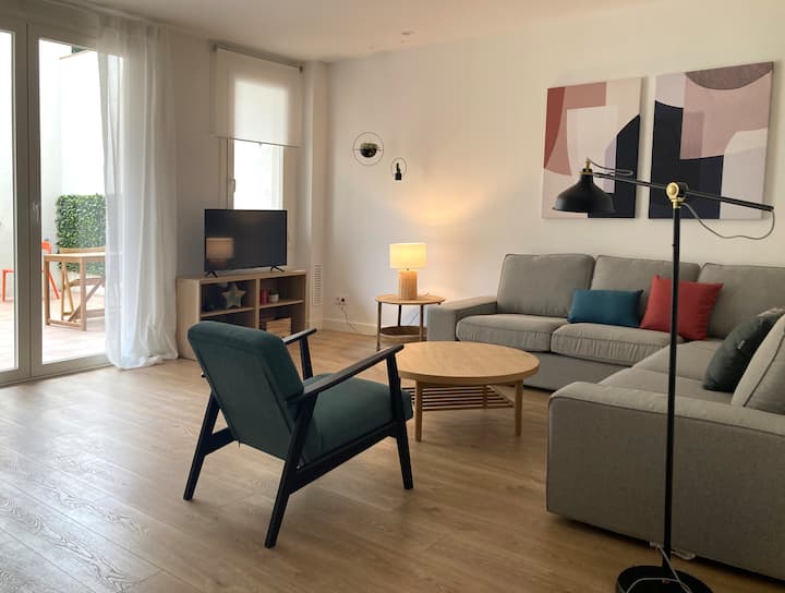 Planta Baja Con Patio En Gracia - Barcelona