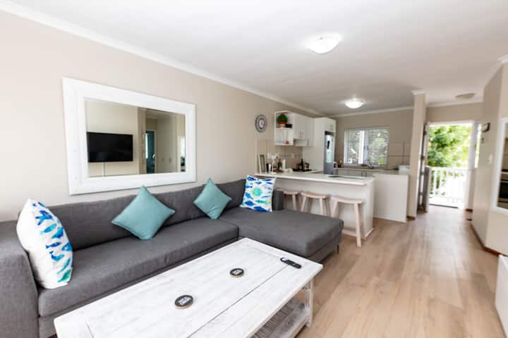 Garden View Villa I*pool*smarttv*inverter*wi-fi - Plettenberg Bay