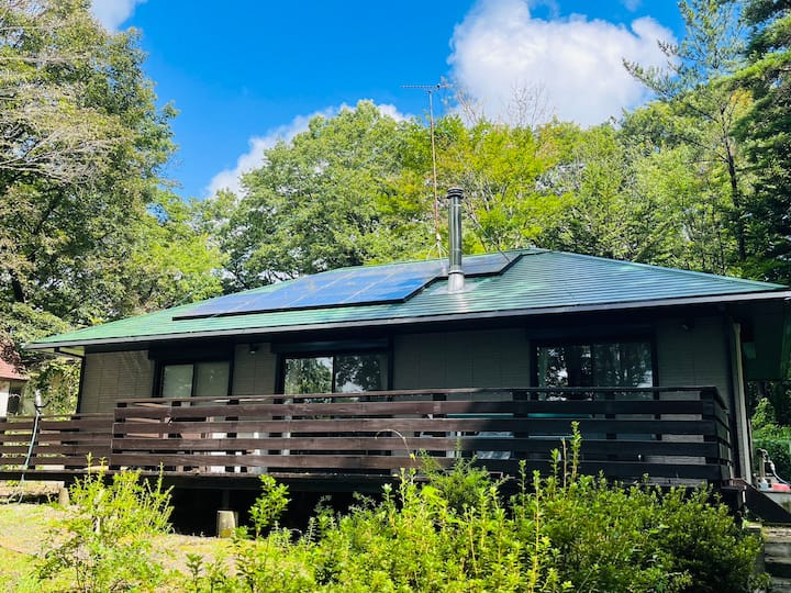 1棟貸/2ldk(85㎡)+デッキ(45㎡)/バス停まで徒歩４分/徒歩圏内に美術館・レジャー施設多数 - 栃木県