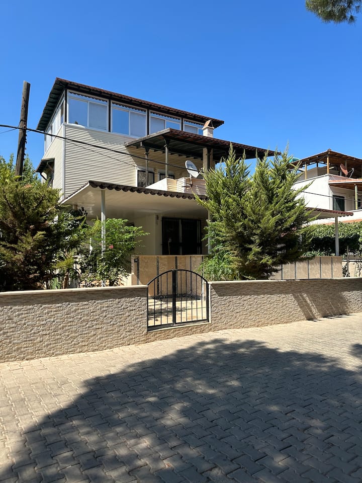 Sahile Yürüme Mesafesinde Villa - Didim